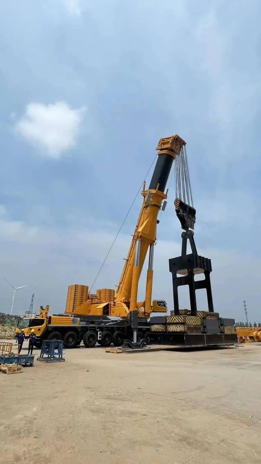 9 Top Largest Mobile Crane In The World | %%primary_category%% | Cranepedia